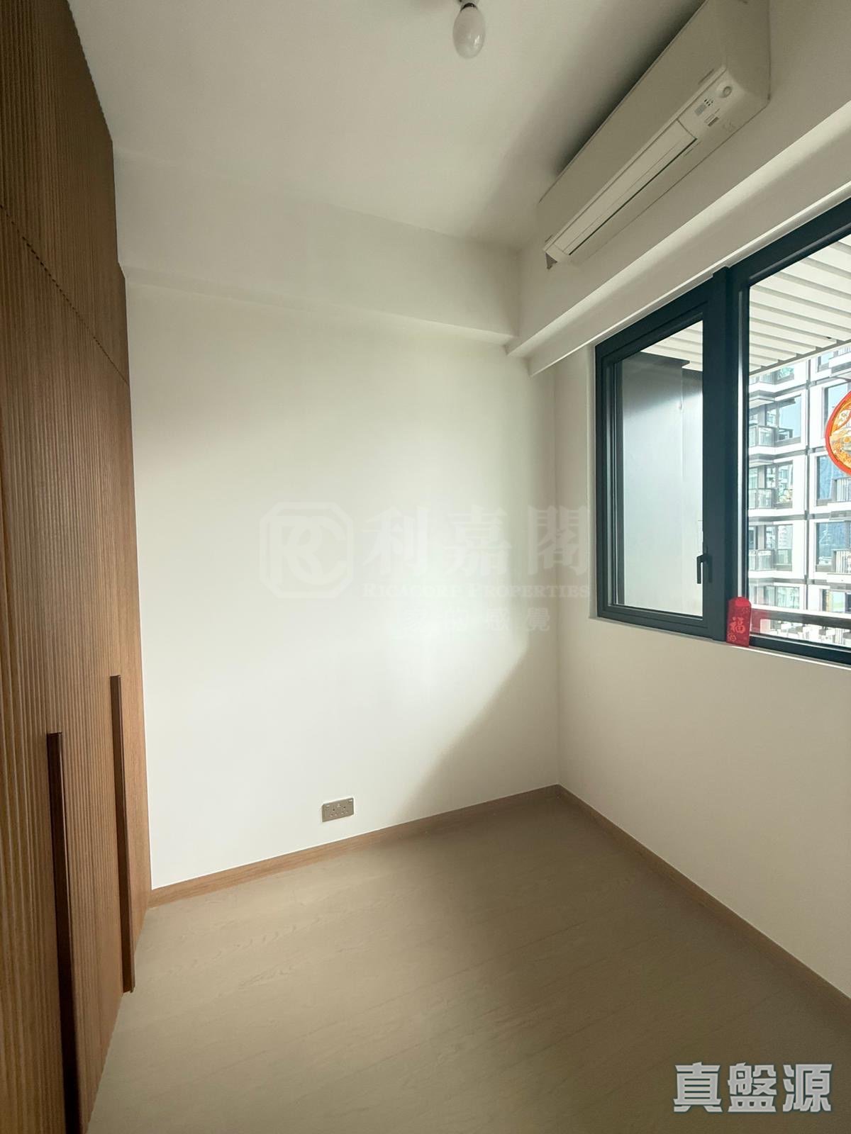Real Listing - Ricacorp Property Limited - Hung Hom/Whampoa/Laguna Verde BAKER CIRCLE ONE PHASE ...