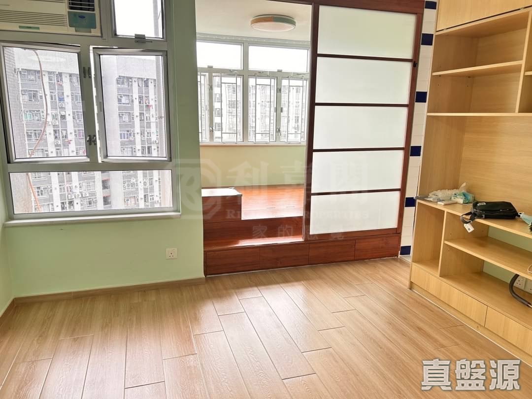 Real Listing - Ricacorp Property Limited - Yuen Long LONG PING ESTATE ...