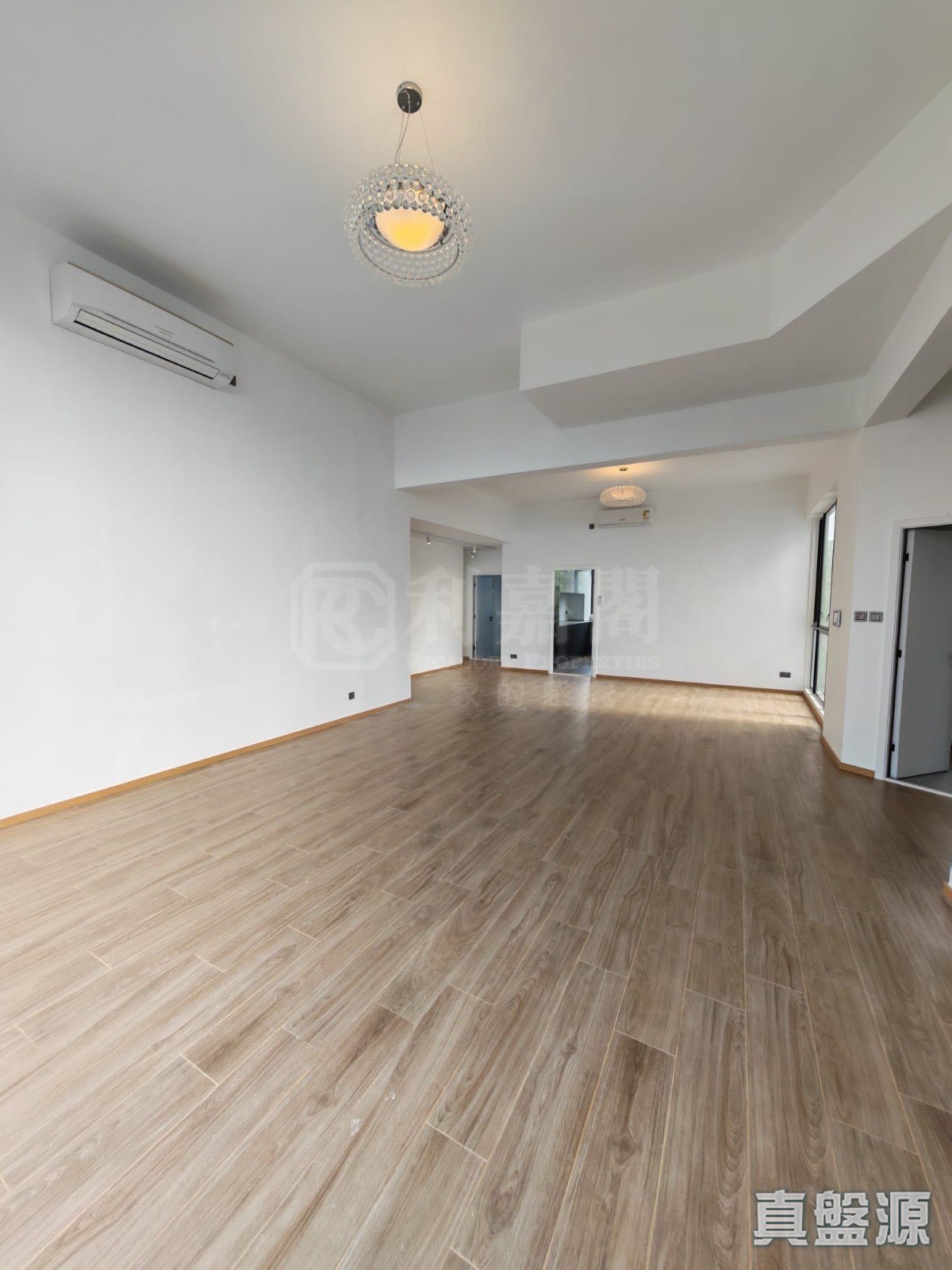 Real Listing - Ricacorp Property Limited - Peak/Island South BANOO ...